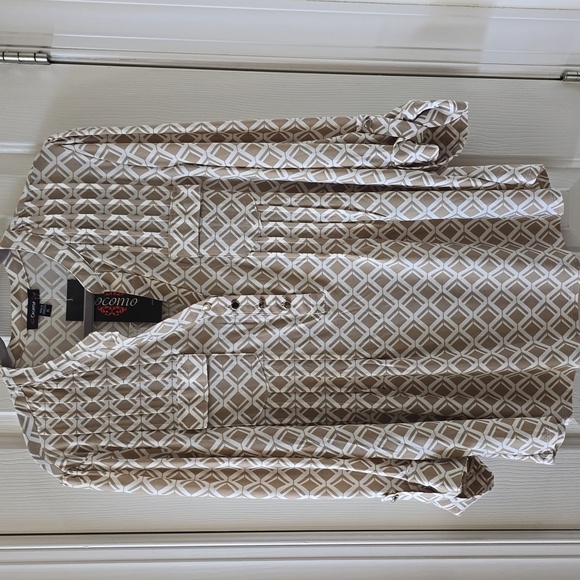 Cocomo | Tops | Cocomo Brand Womans Tan And White Geometric Design Top ...
